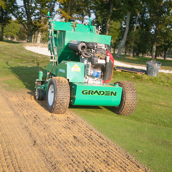 Regarnisseur - Contour Sand Injection (CSI) - Terrains de sports