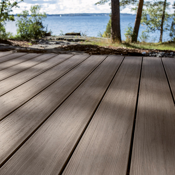 LAME DE TERRASSE - UPM PROFI PIAZZA ONE EN CHÊNE CALIFORNIEN - Sols et ...